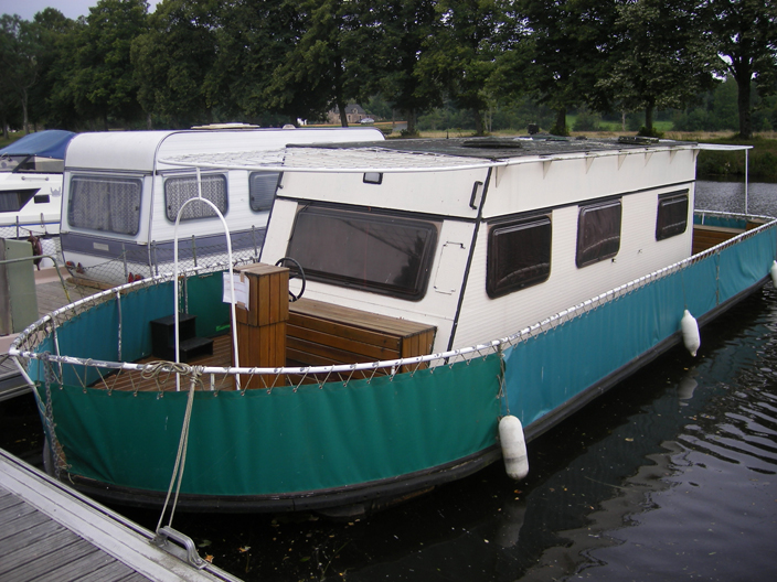 I have seen the future... - Boats - Canal World