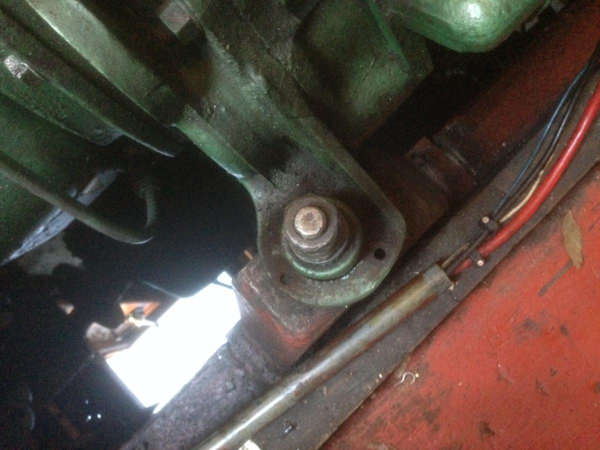 BMC engine mounts and mini coupling - BMC - Canal World