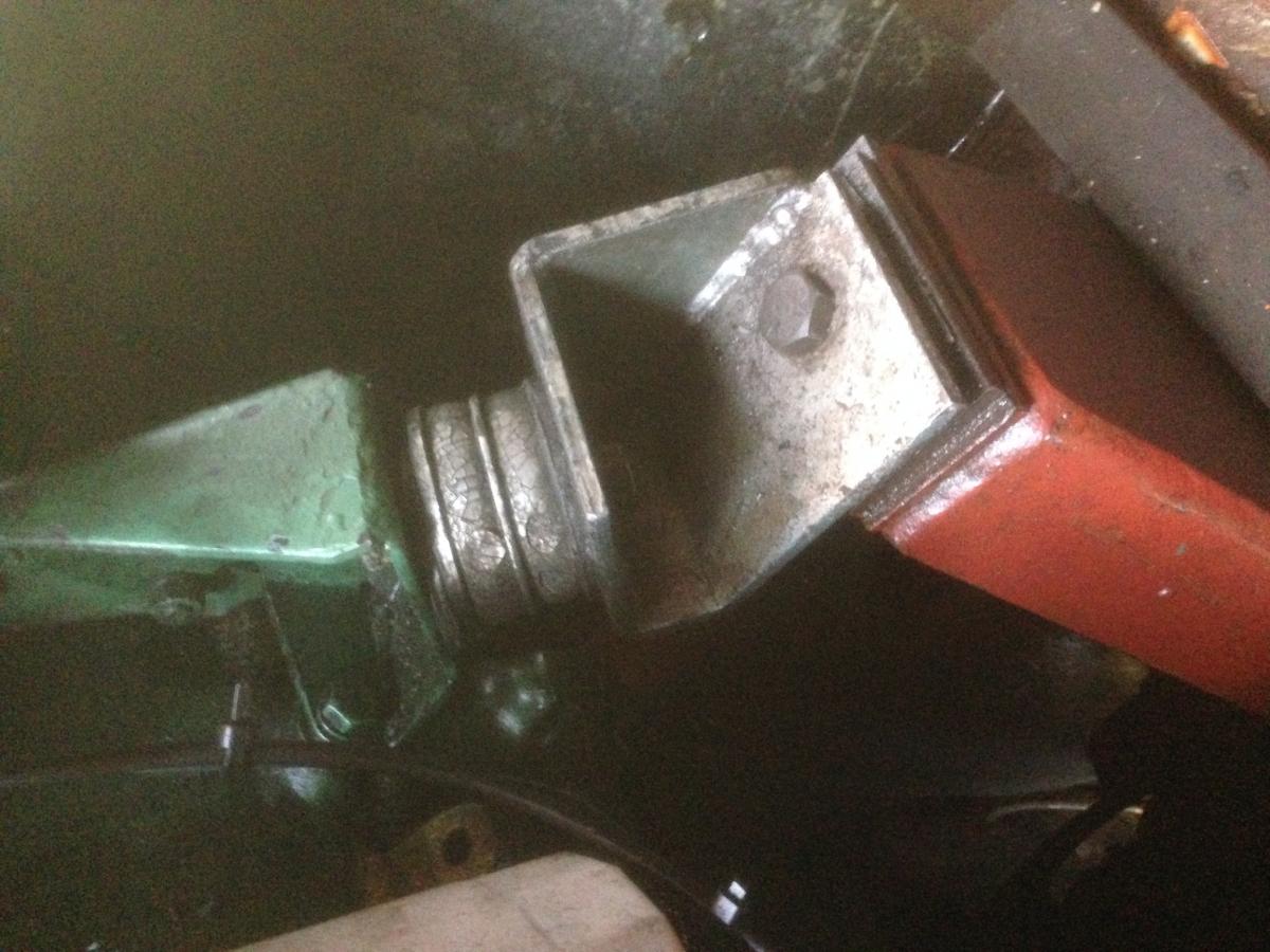 BMC engine mounts and mini coupling - BMC - Canal World