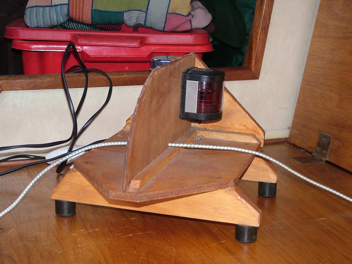 Magnetic Nav lights - Boat Equipment - Canal World