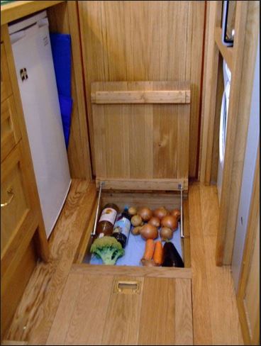 Underfloor Storage - Boat Building & Maintenance - Canal World