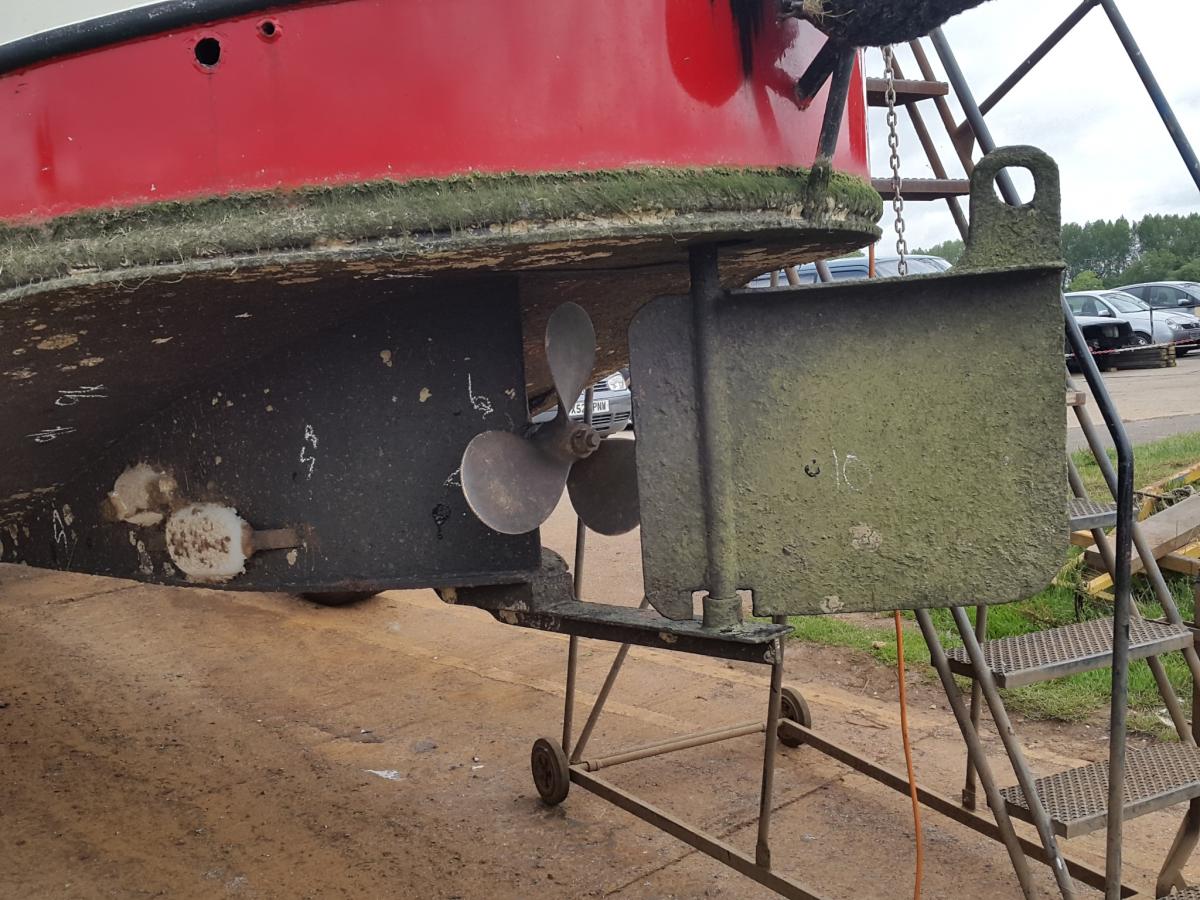 changing the prop - Boat Building & Maintenance - Canal World