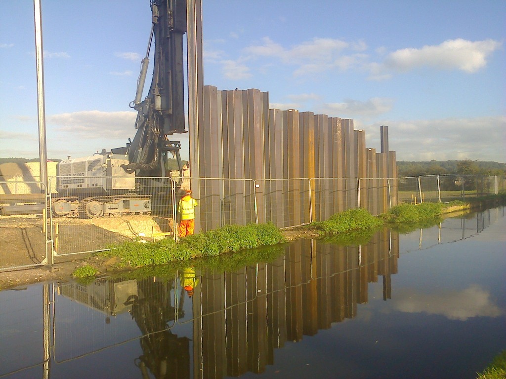 T&M Bridge at Branston - General Boating - Canal World