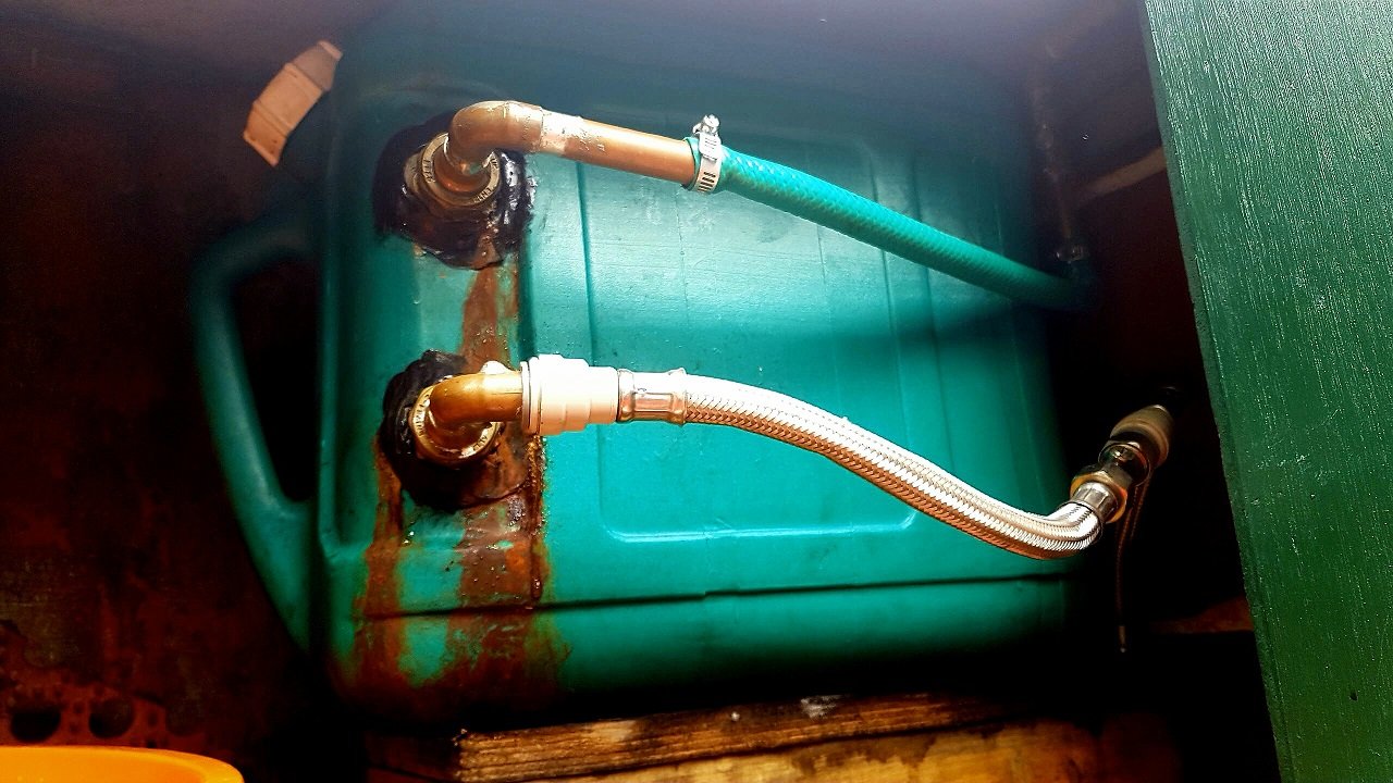 Header tank replacement - Boat Equipment - Canal World