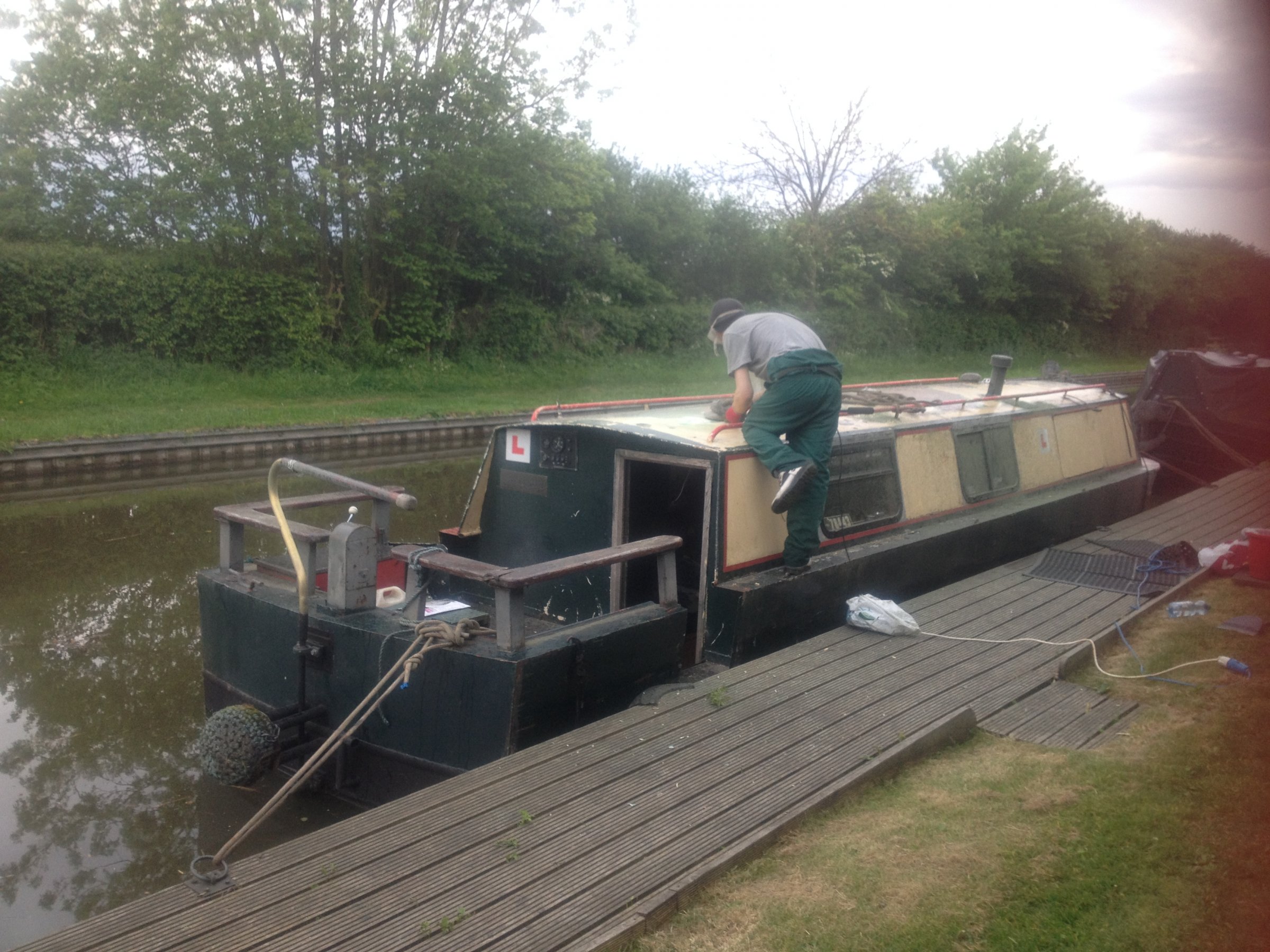 What is the purpose of this 'tube'/channel on outside of boat ...