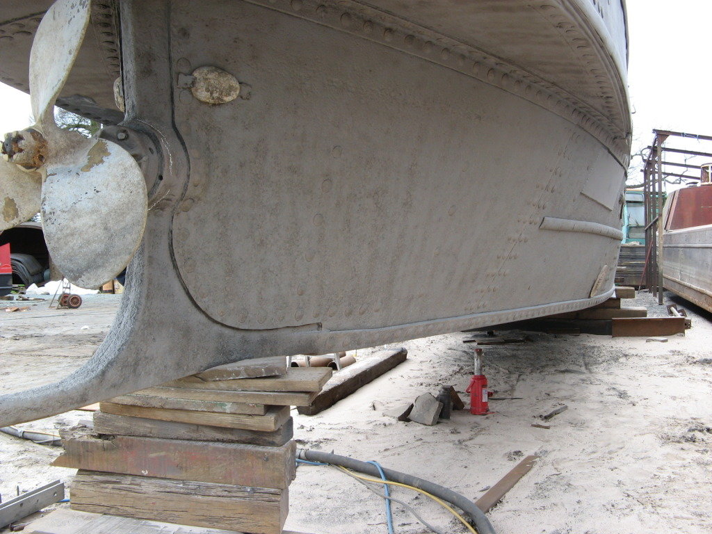 What boat builder for manufacture of a custom designed shell? - Page 2 ...