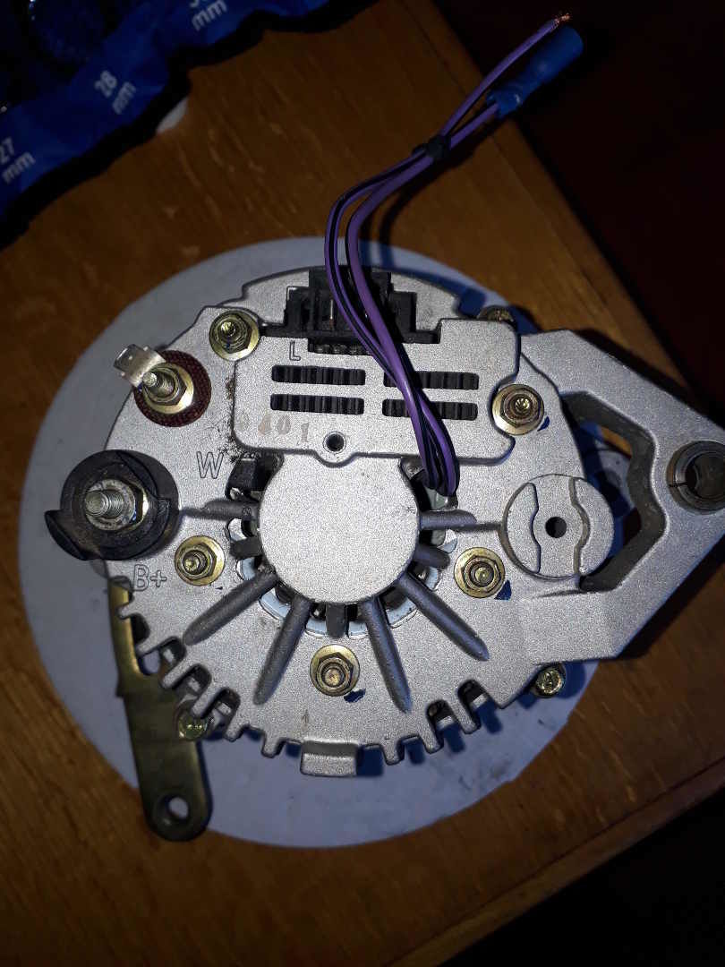 Alternator cutting in and out - Boat Building & Maintenance - Canal World