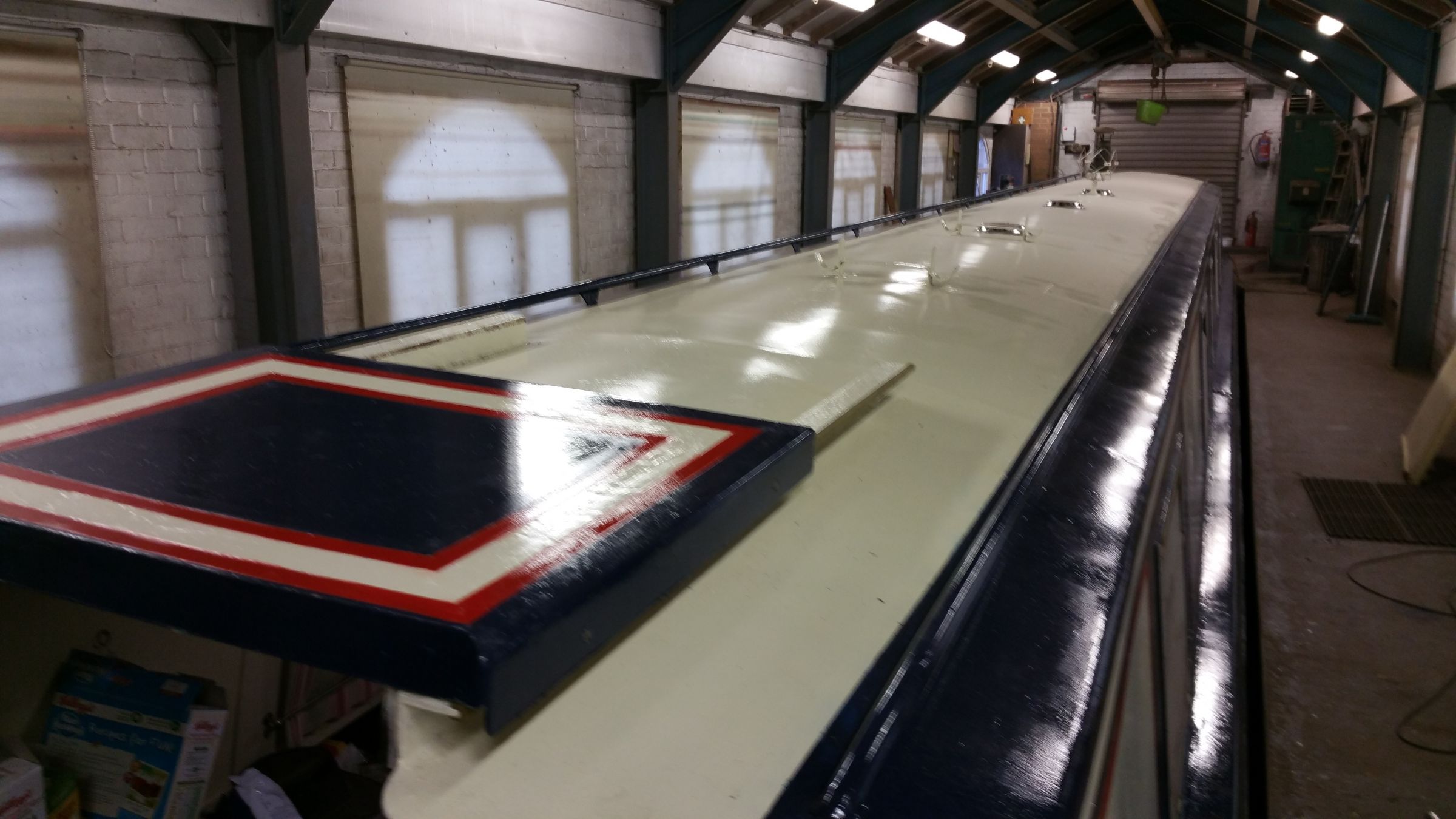 removing paint using a scabbler - Boat Equipment - Canal World