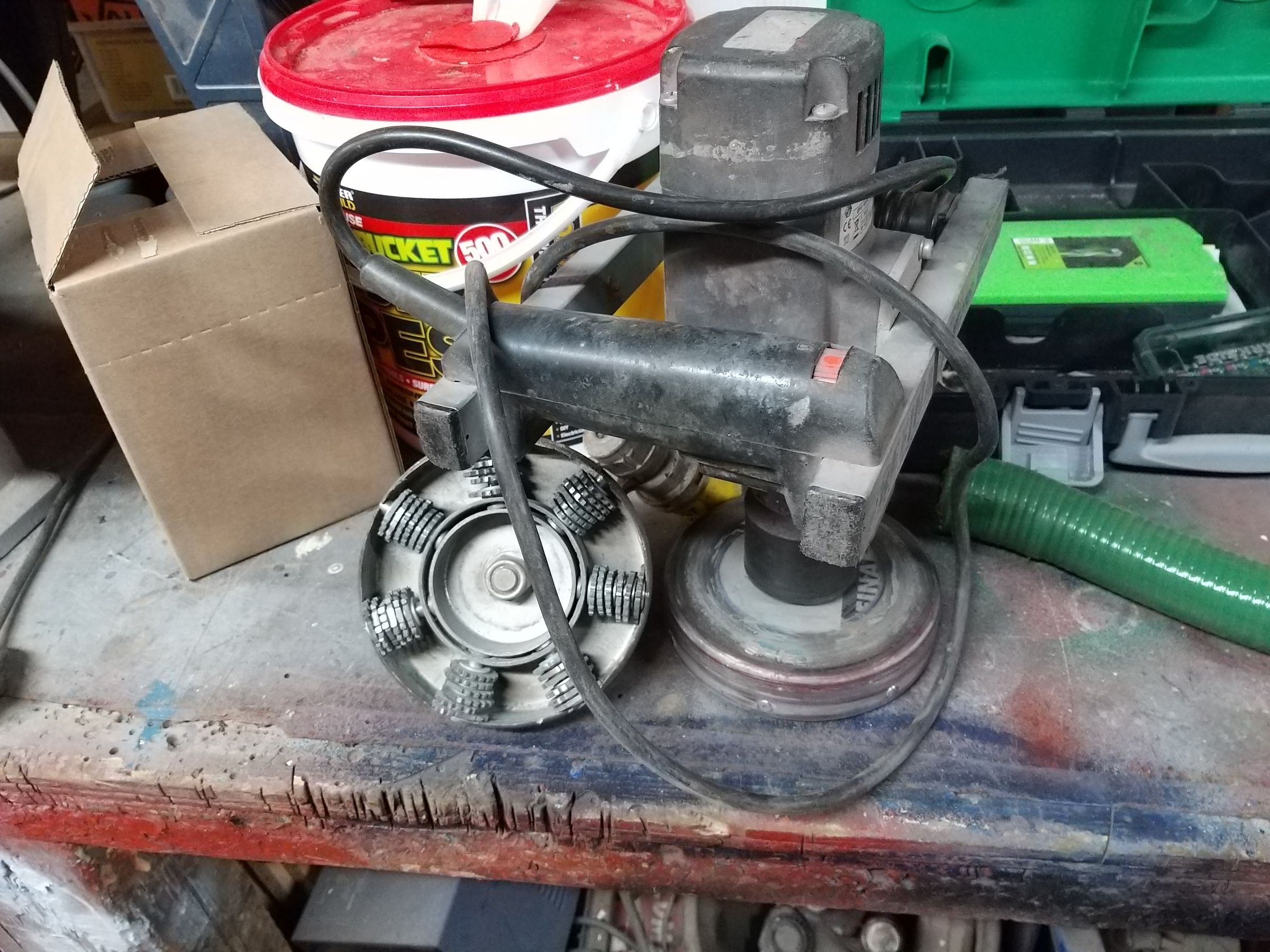 removing paint using a scabbler - Boat Equipment - Canal World