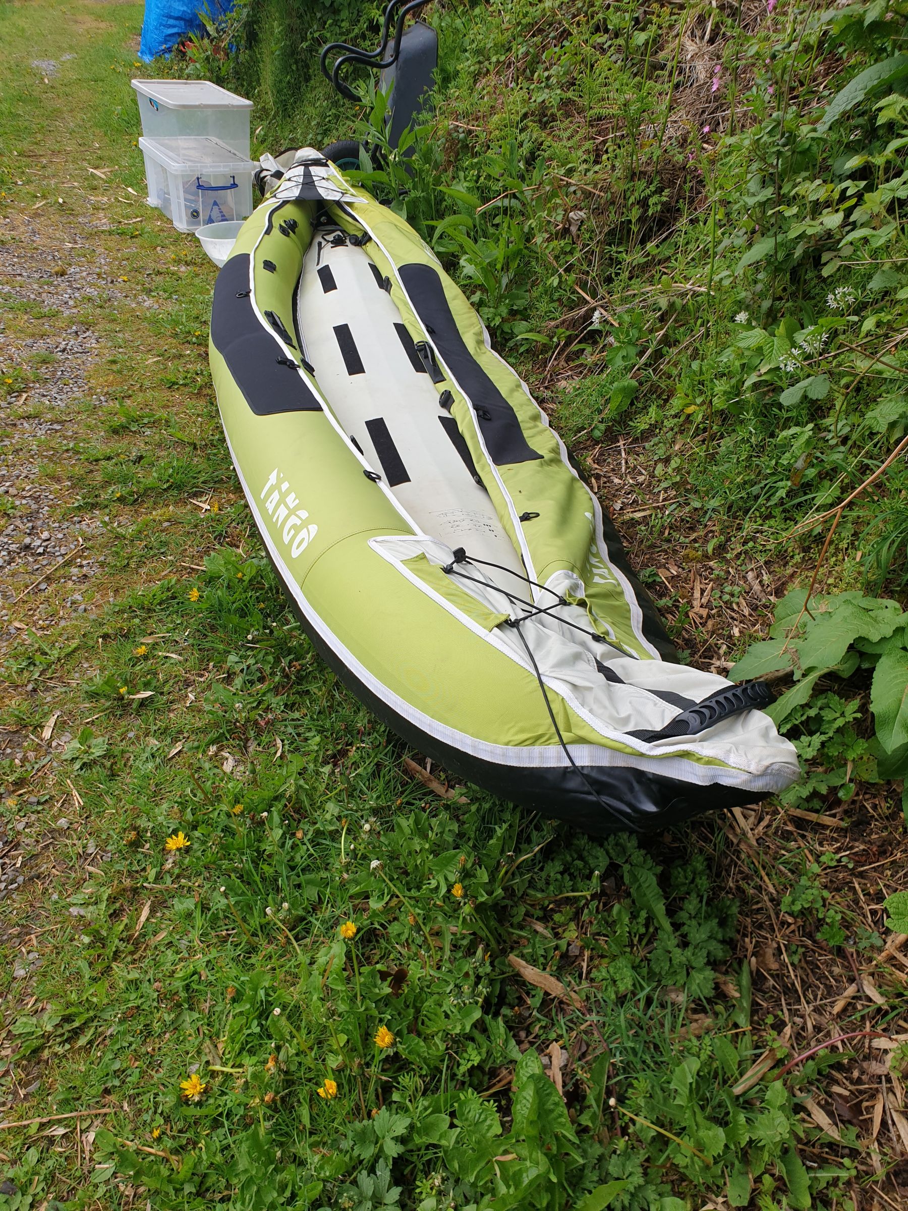 Inflatable canoe - leaking valve - Boat Building & Maintenance - Canal ...