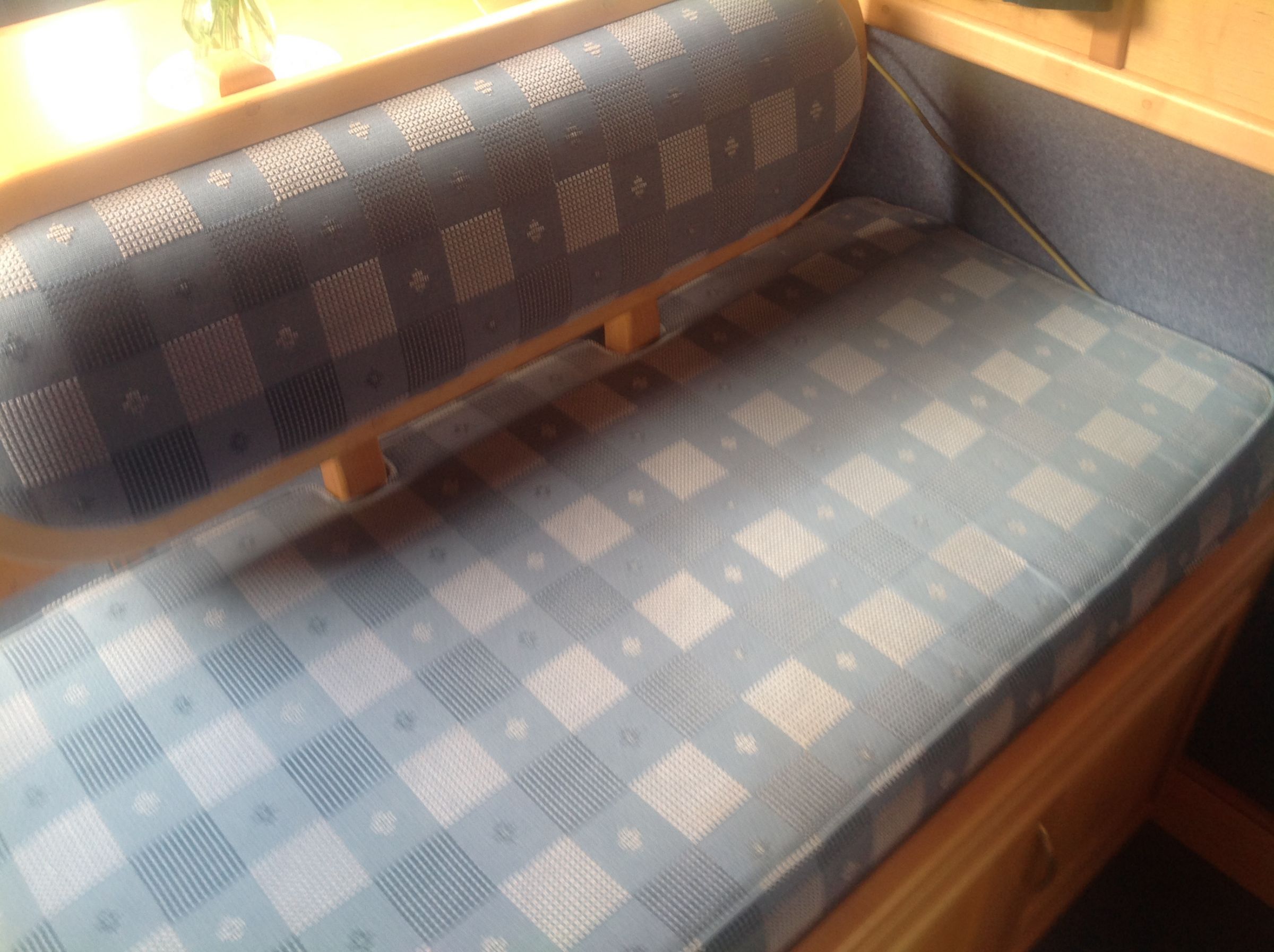 Reversible seating on a pullman? - Boat Building & Maintenance - Canal ...