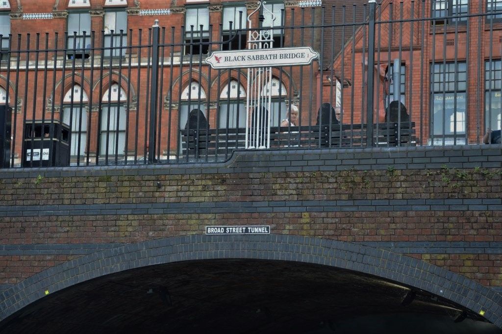 Black Sabbath Bridge - History & Heritage - Canal World
