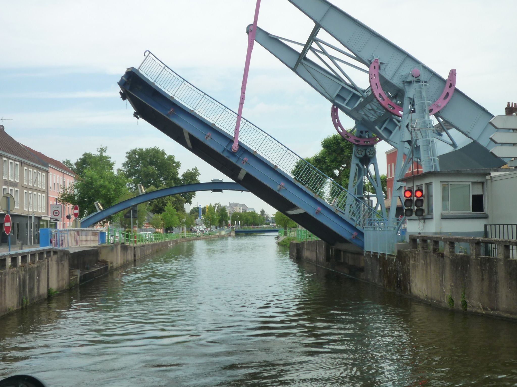 Problem with Tooleys lift bridge - General Boating - Canal World