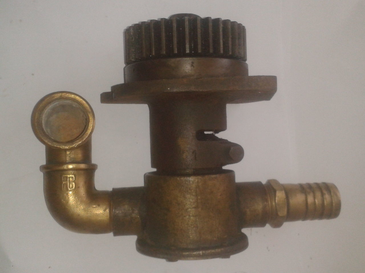 Johnson F5B raw water pump Thorneycroft adaption - Boat Building ...