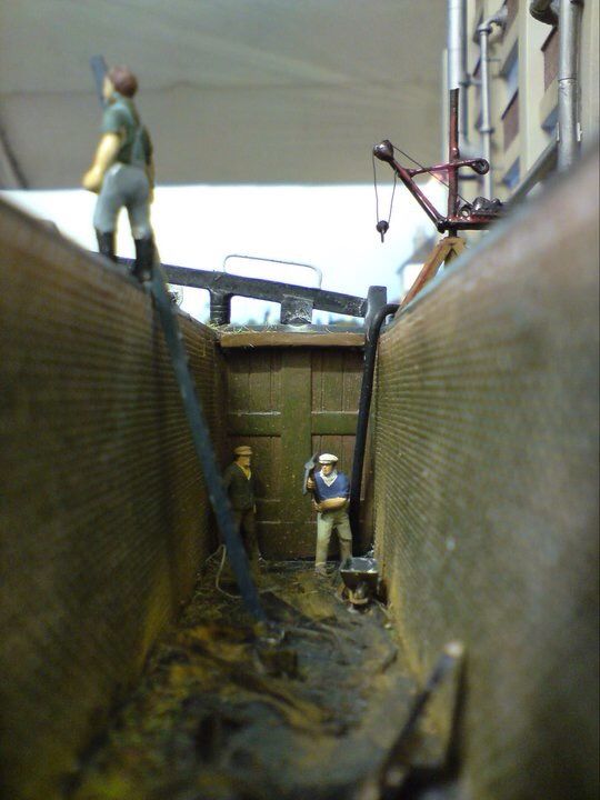 Model lock gates approx oo scale - General Boating - Canal World