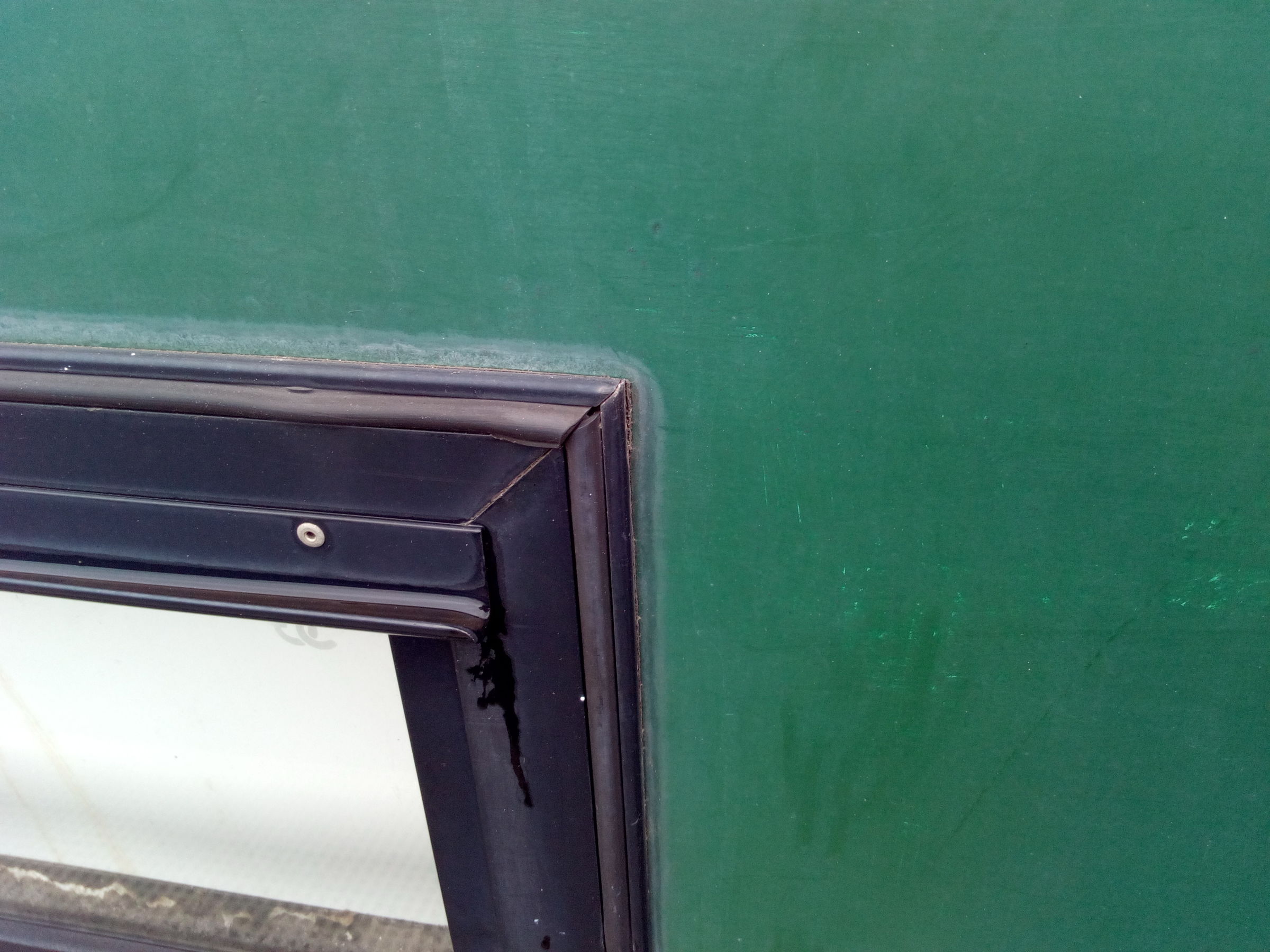 Water ingress through window frames - Boat Building & Maintenance ...