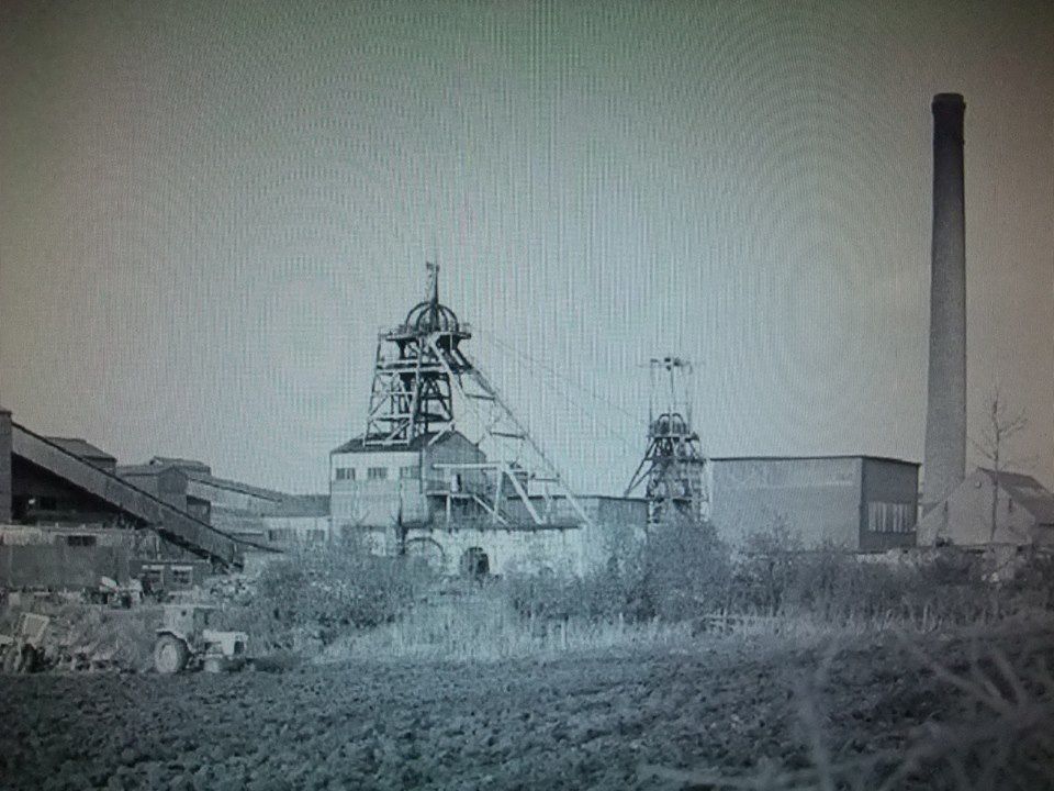 Transporting Coal - History & Heritage - Canal World