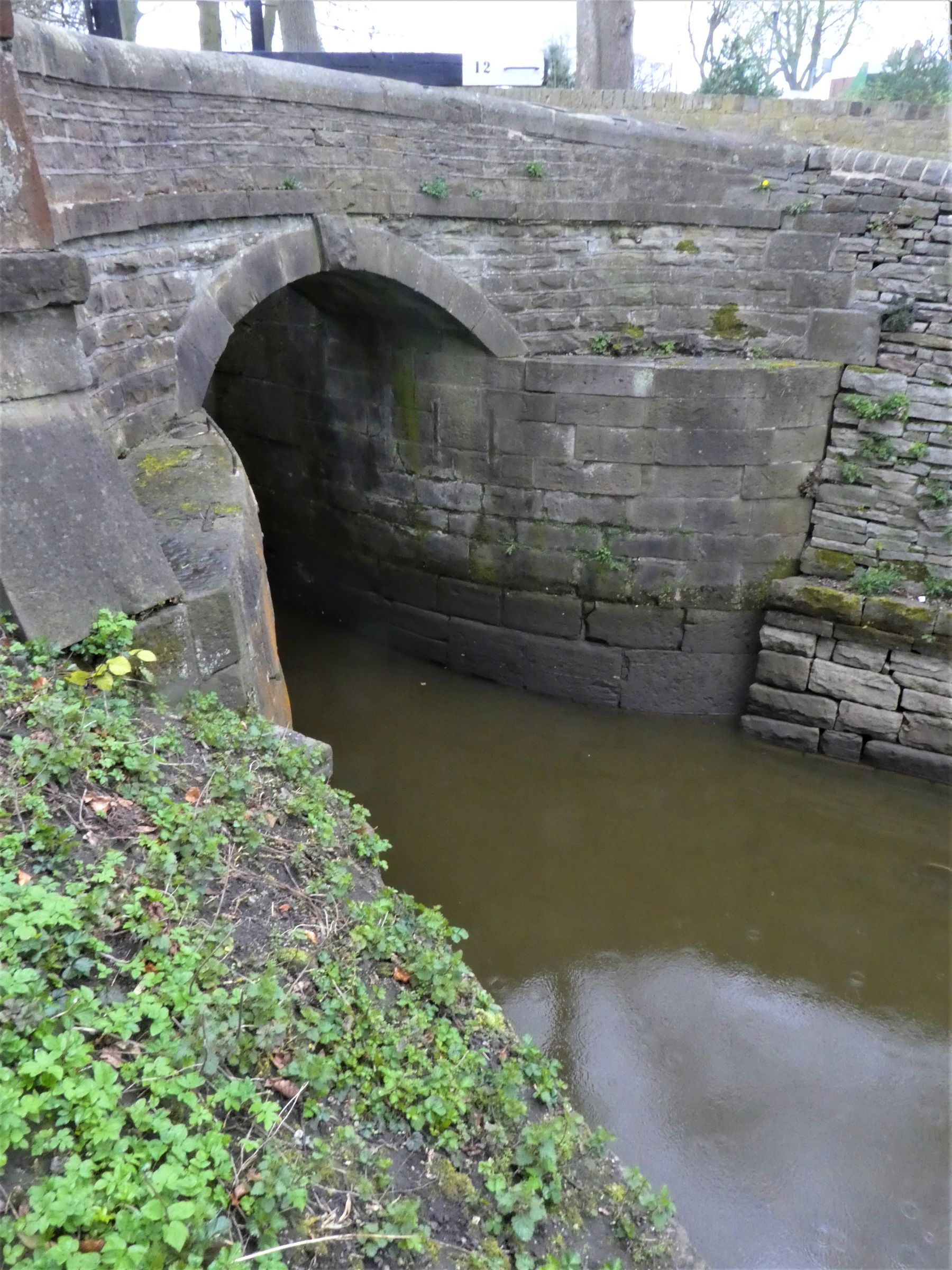 Marple lock ground paddles - History & Heritage - Canal World