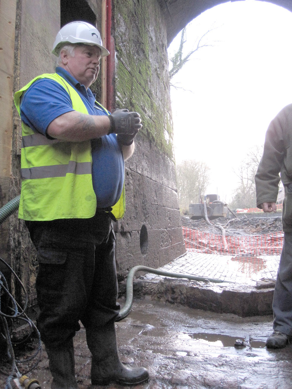 Marple lock ground paddles - History & Heritage - Canal World