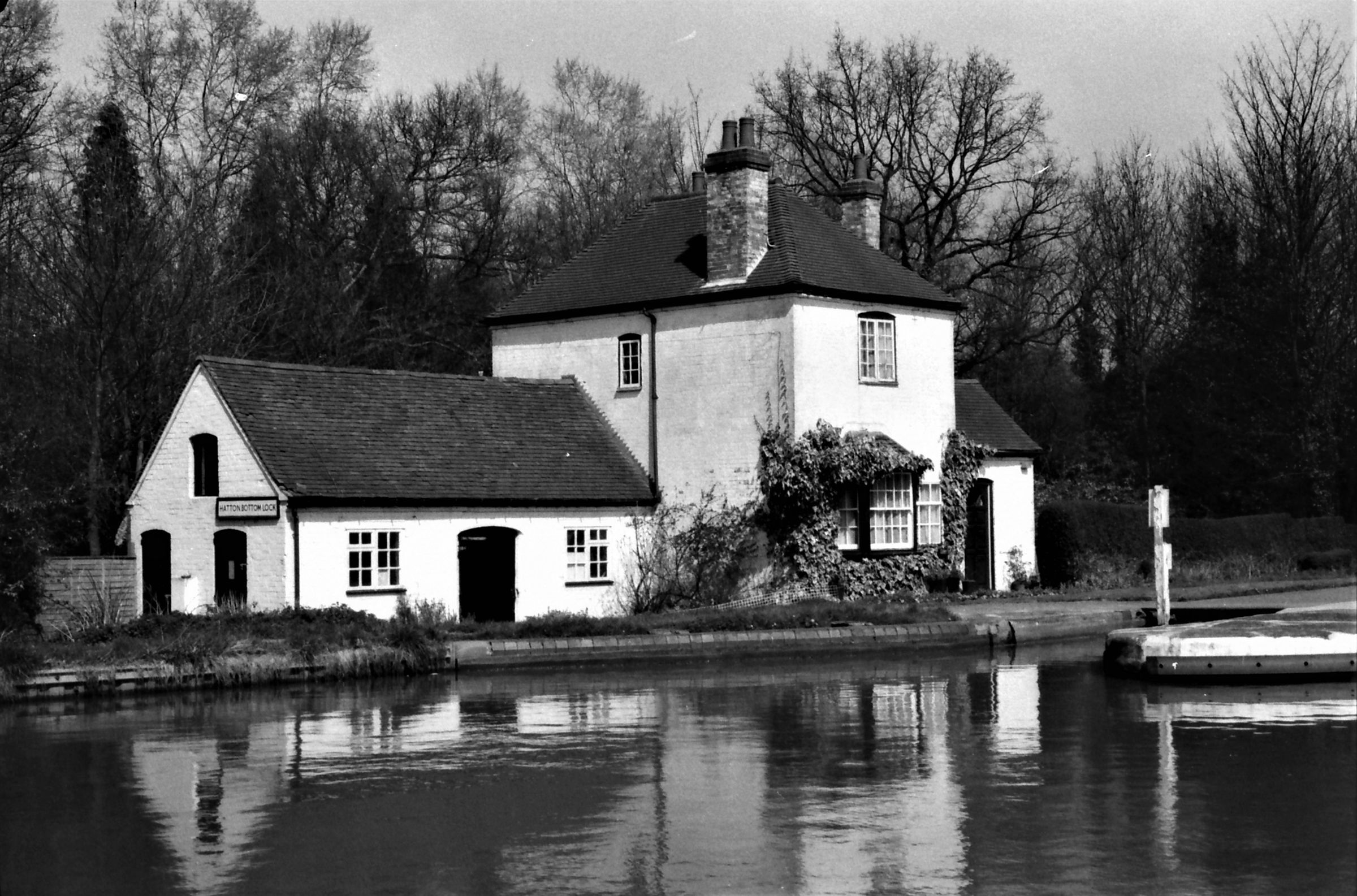 Hatton lock keepers cottage - History & Heritage - Canal World