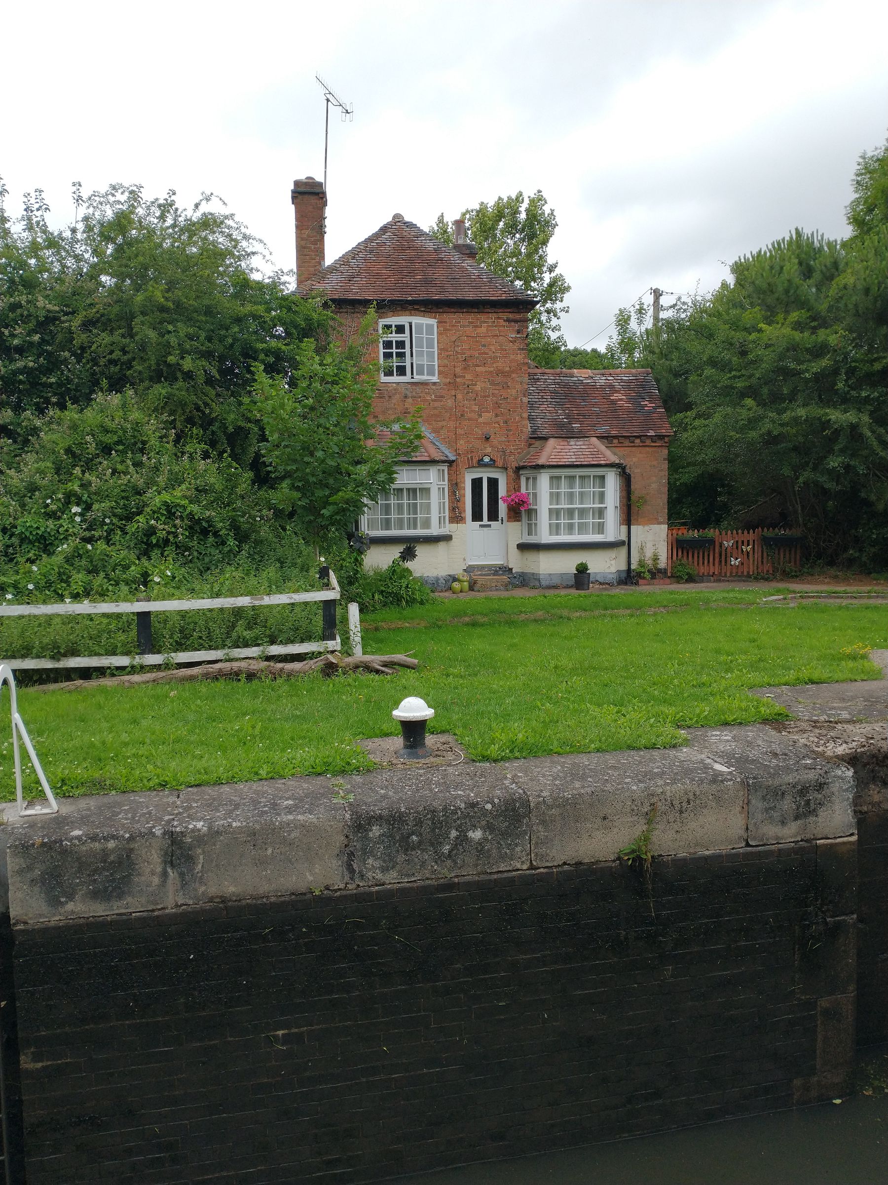 Hatton lock keepers cottage - Page 2 - History & Heritage - Canal World