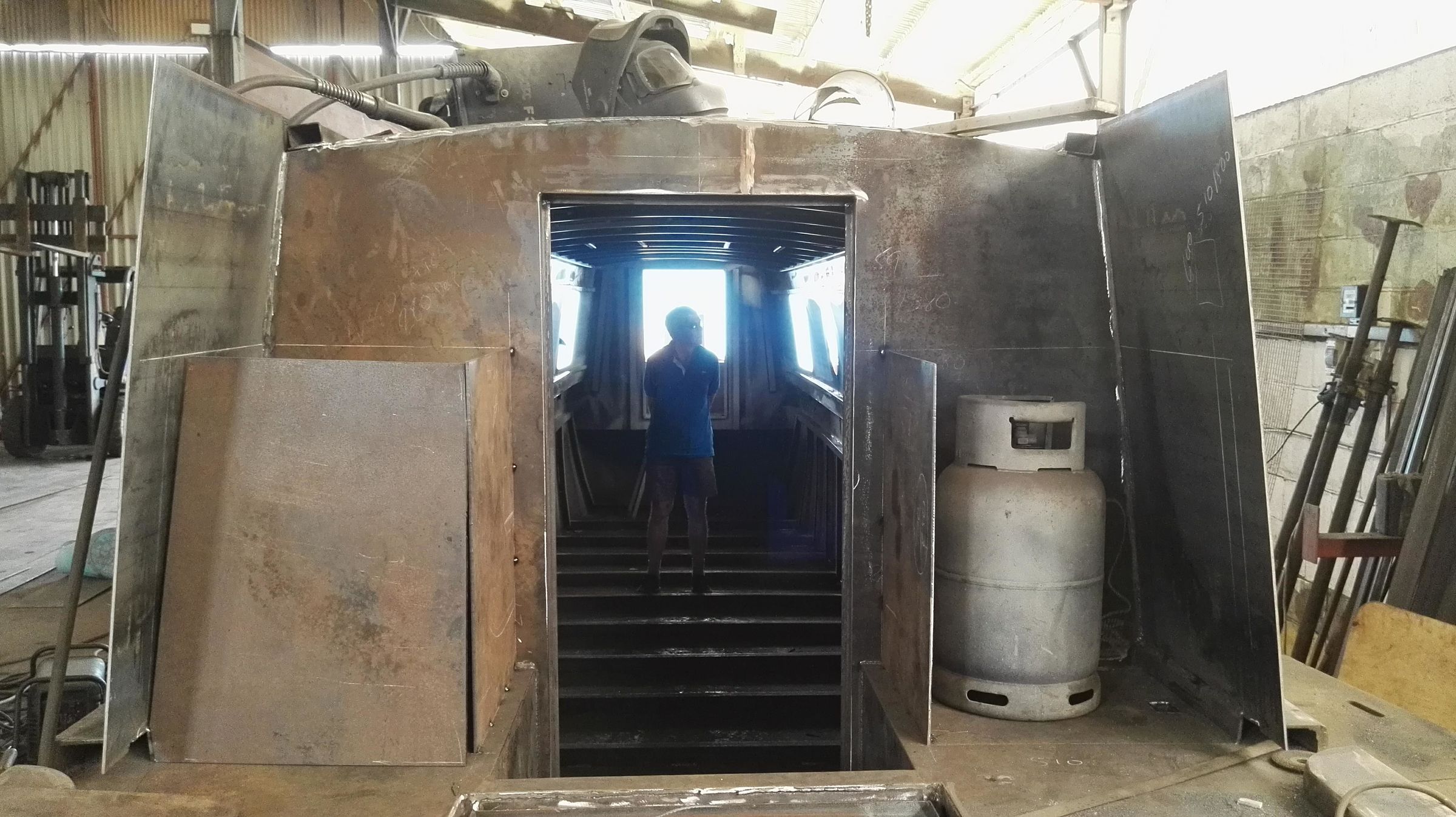 Narrowboat stern access door arrangement - Boat Building & Maintenance ...