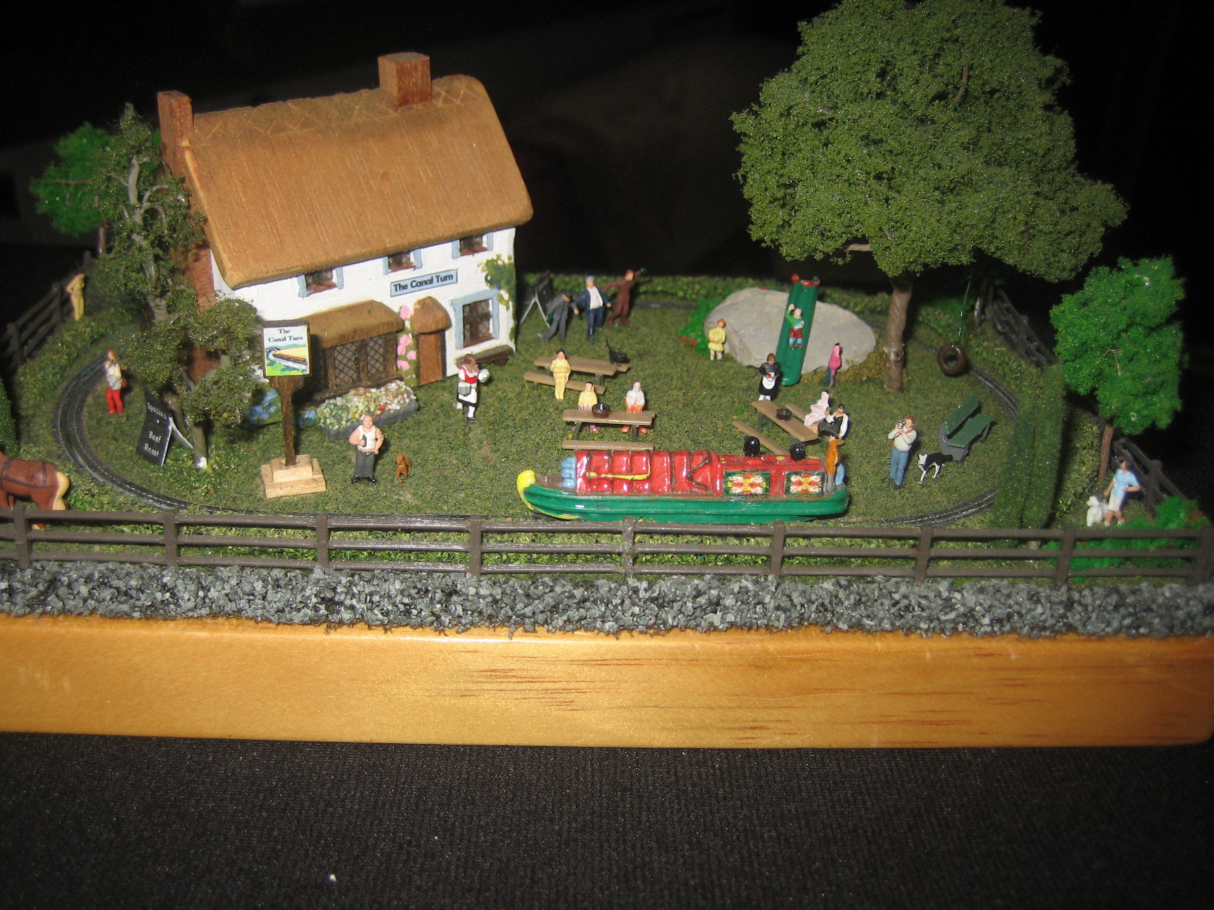 Custom narrowboat models - Boat Equipment - Canal World