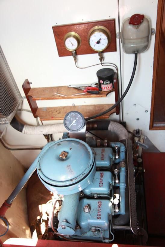 Help in identifying a Greaves engine - Others - Canal World