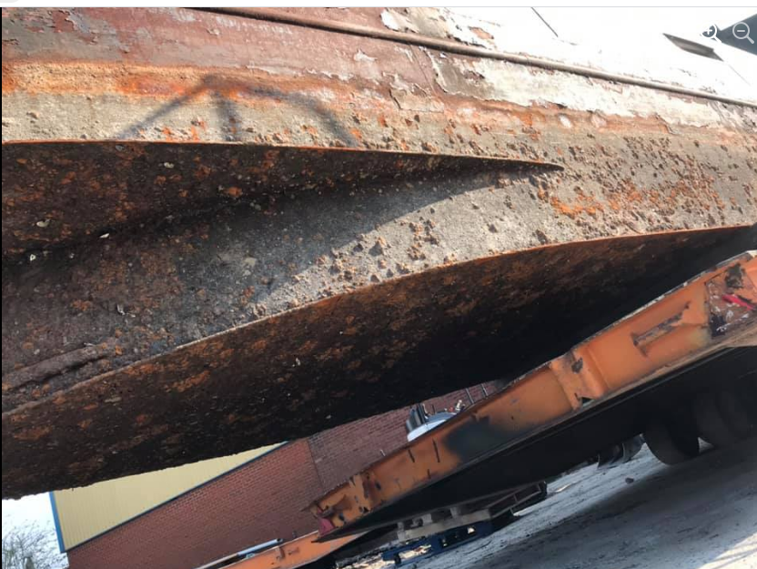 Two pack Hull coating - Boat Building & Maintenance - Canal World