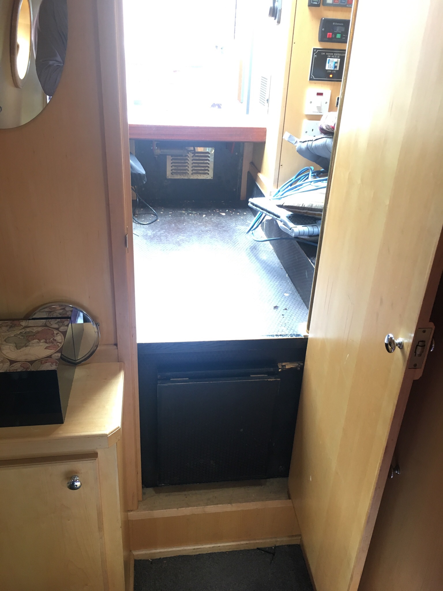 Trad Narrowboat (Counter/Stern Design) - Boat Building & Maintenance ...