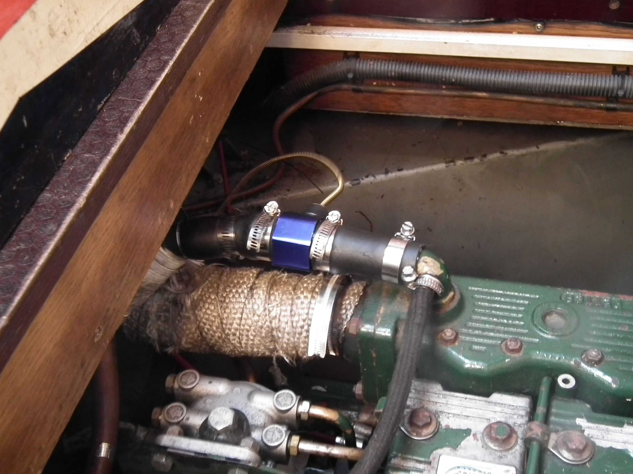 Fitting mechanical oil and temperature gauge to bmc 1.5 diesel - Boat ...