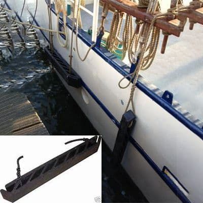 Rope fenders or metal tube - Boat Equipment - Canal World