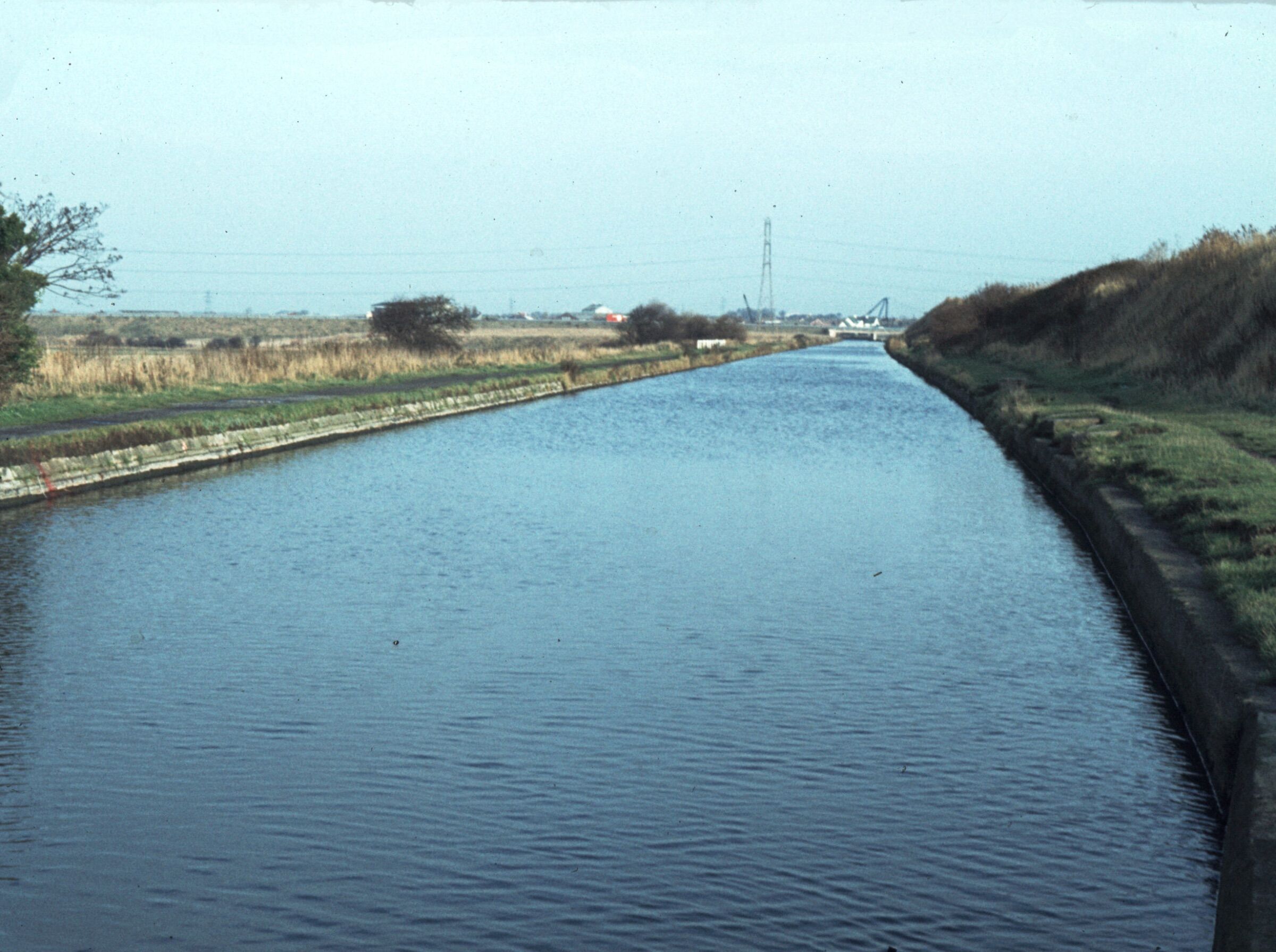 Notable Embankments - History & Heritage - Canal World