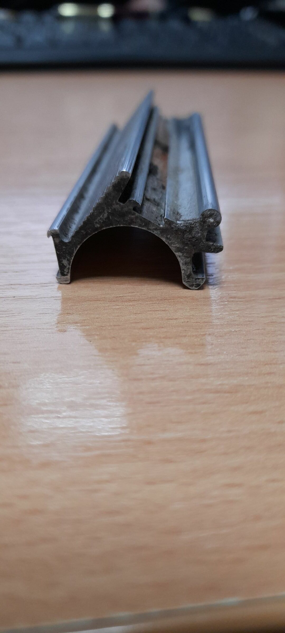 Sliding Window Extrusion - Boat Equipment - Canal World