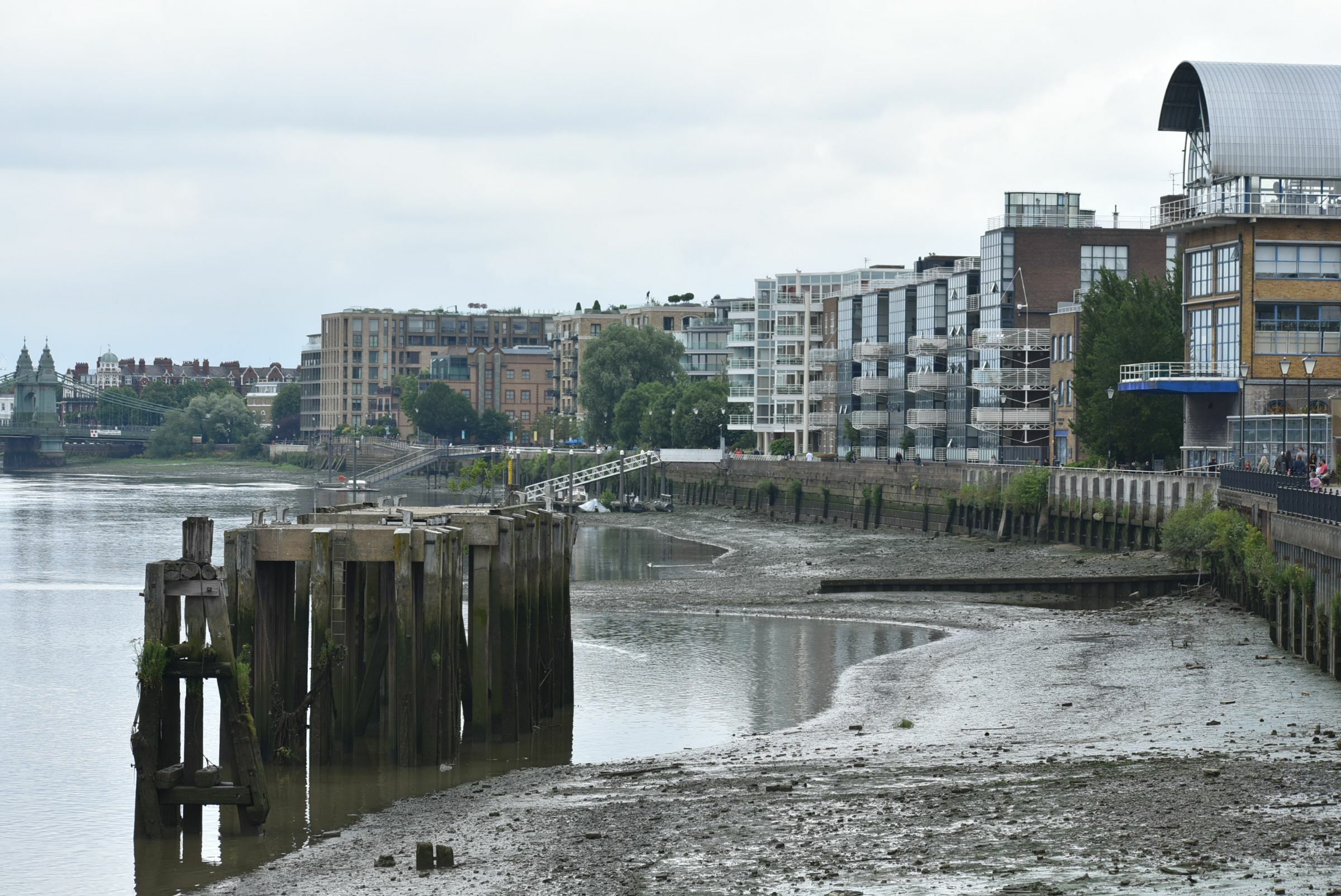 Fulham Football club to build 80mt long pier out into the Thames ...