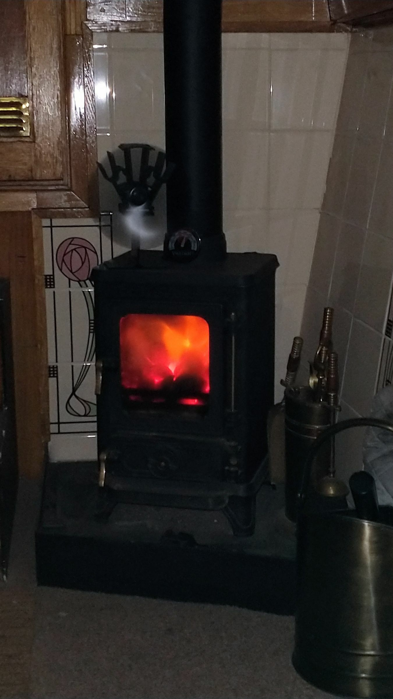 Best small stove - Boat Equipment - Canal World