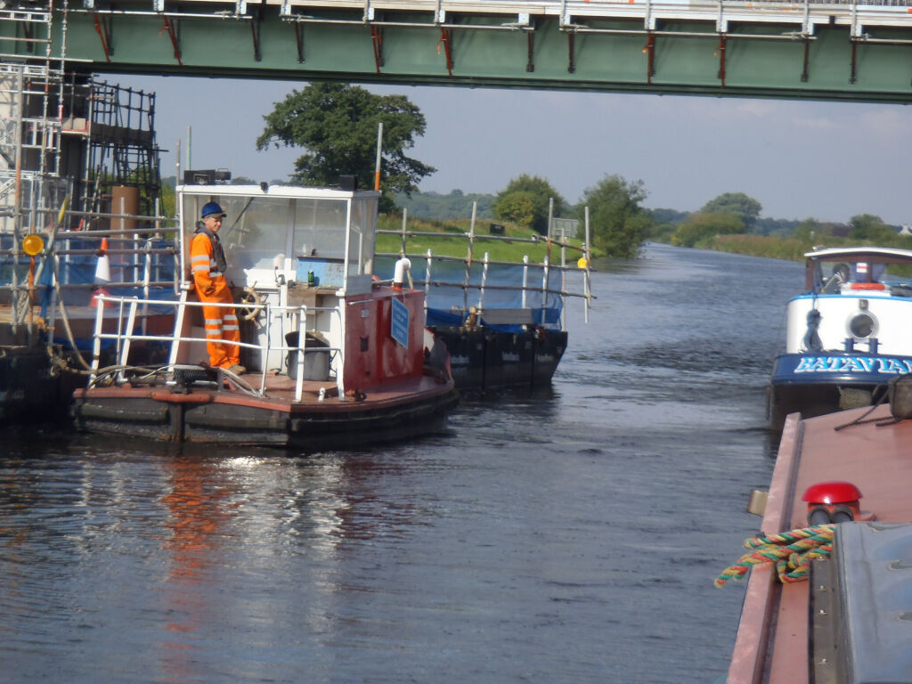 Floating Bridges on the Canal - History & Heritage - Canal World
