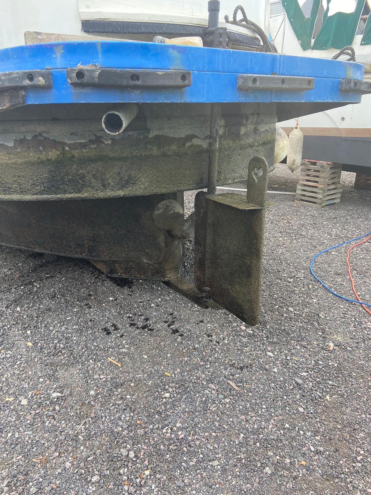 Love heart in rudder - History & Heritage - Canal World