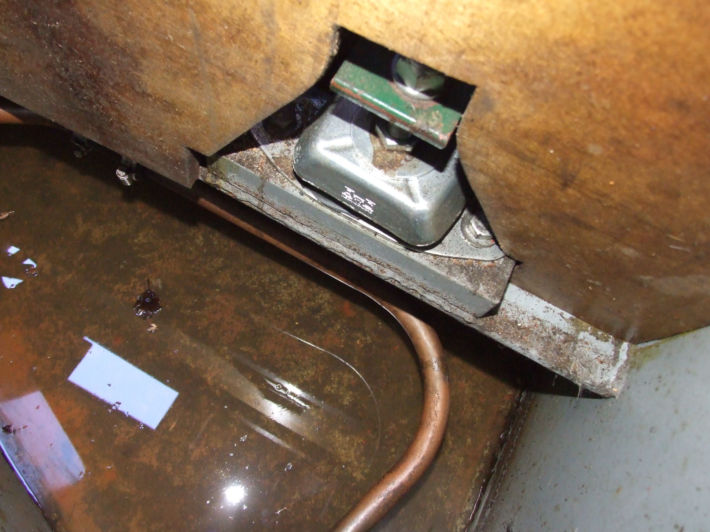 Lister petter Lpws3 exhaust spitting/ leak - Boat Building ...