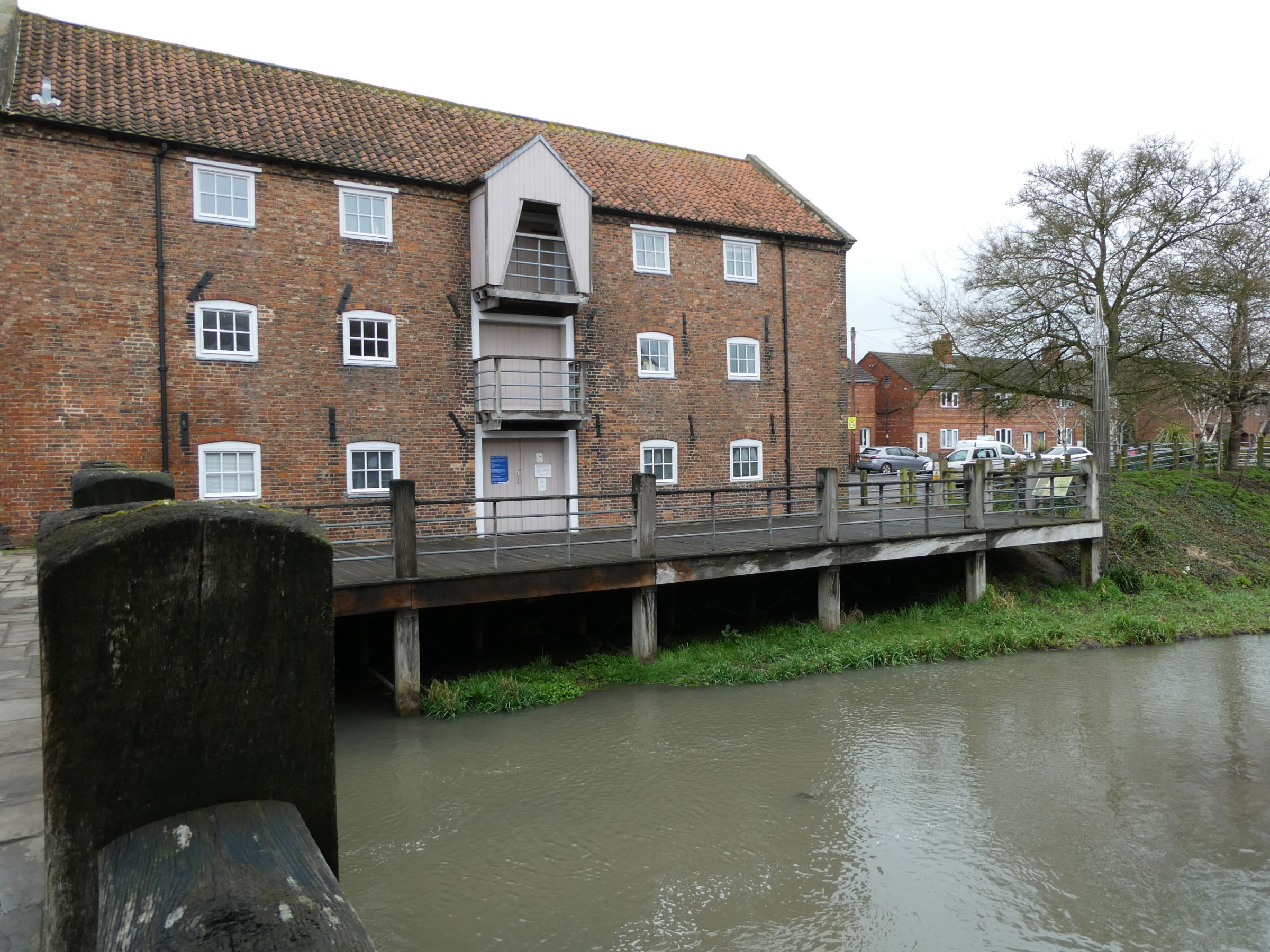 Louthing Around - a brief tour of the Louth Canal - History & Heritage ...
