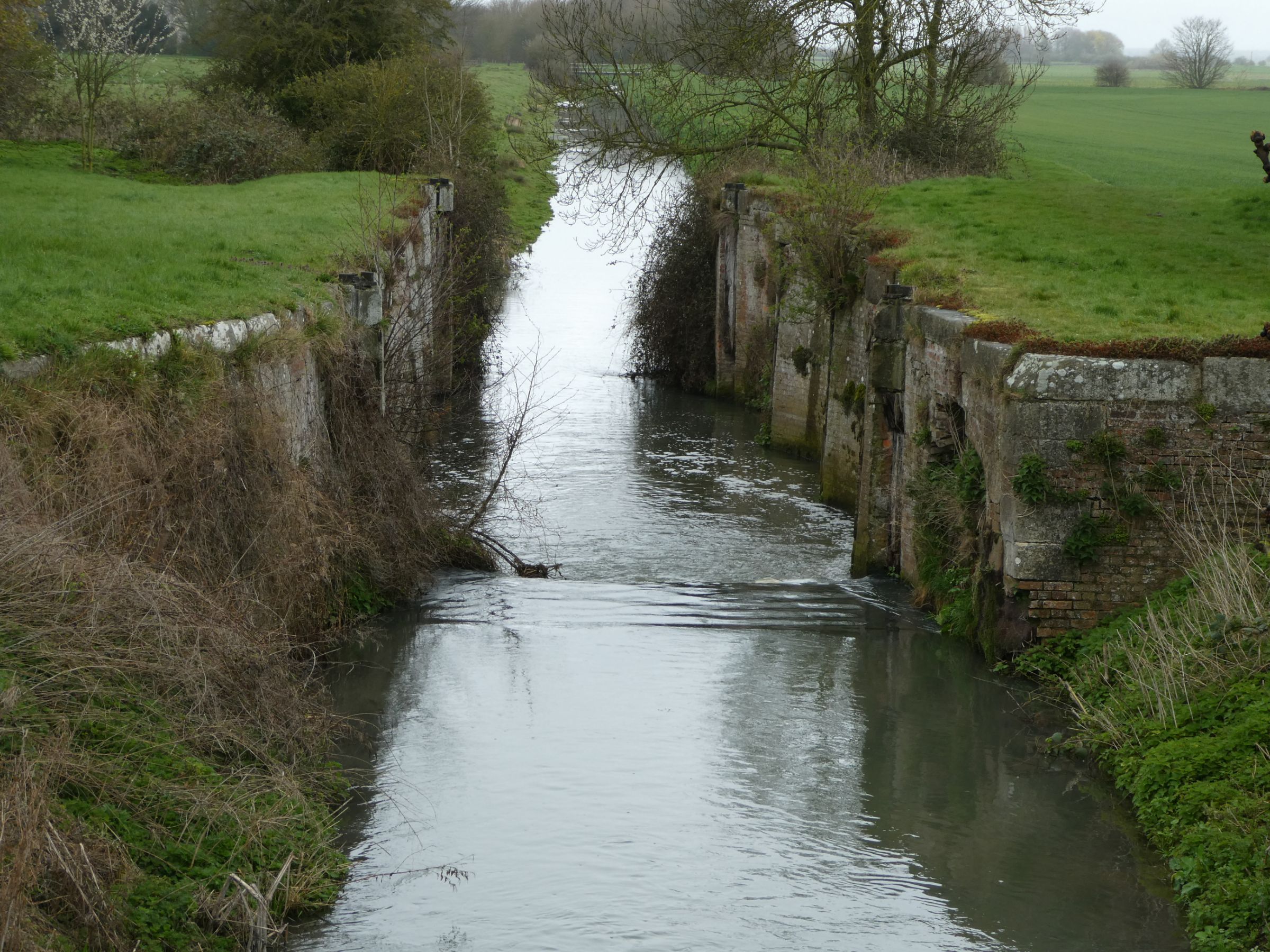 Louthing Around - a brief tour of the Louth Canal - History & Heritage ...