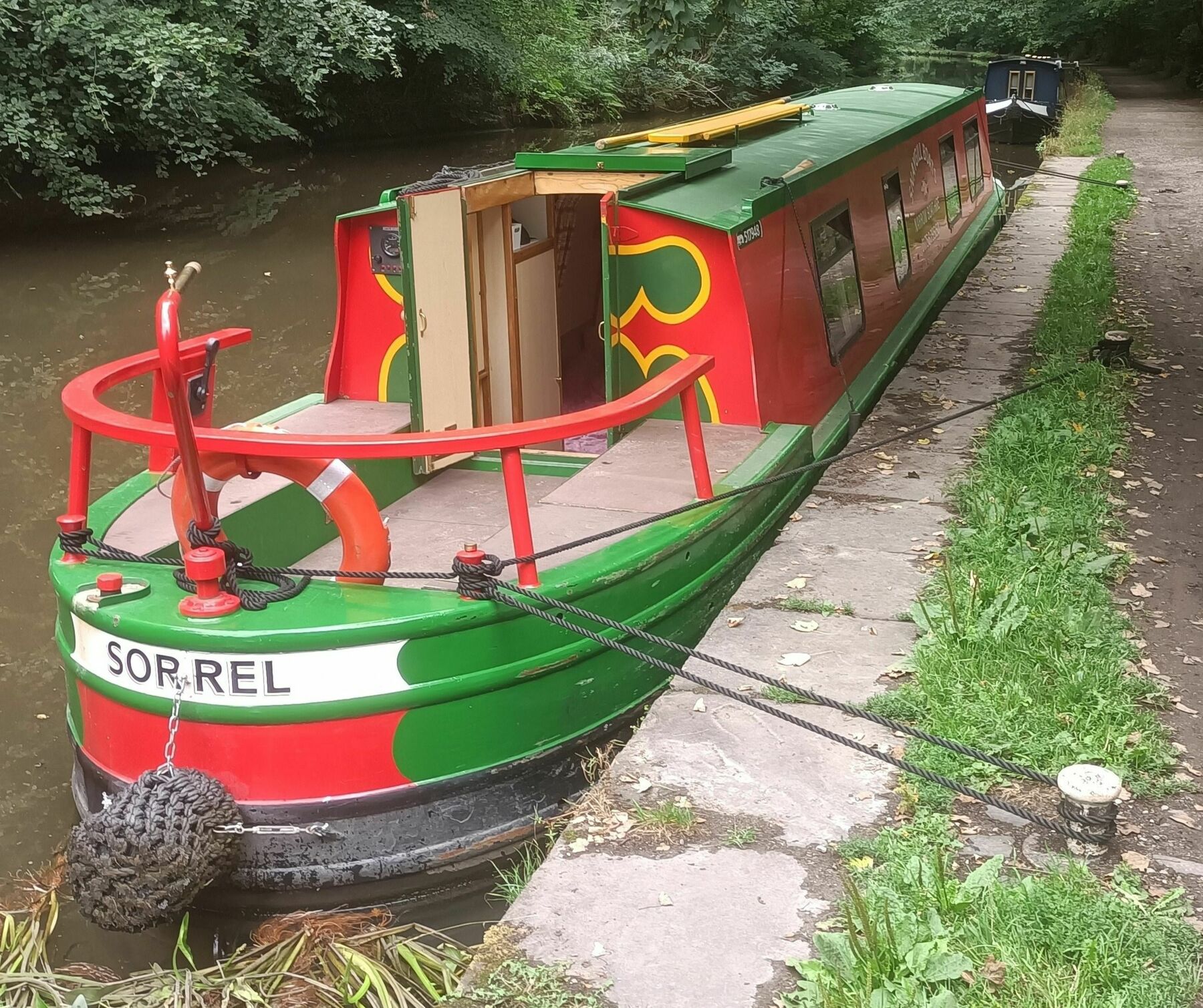 How to tie spring lines to a narrowboat - Boat Handling - Canal World