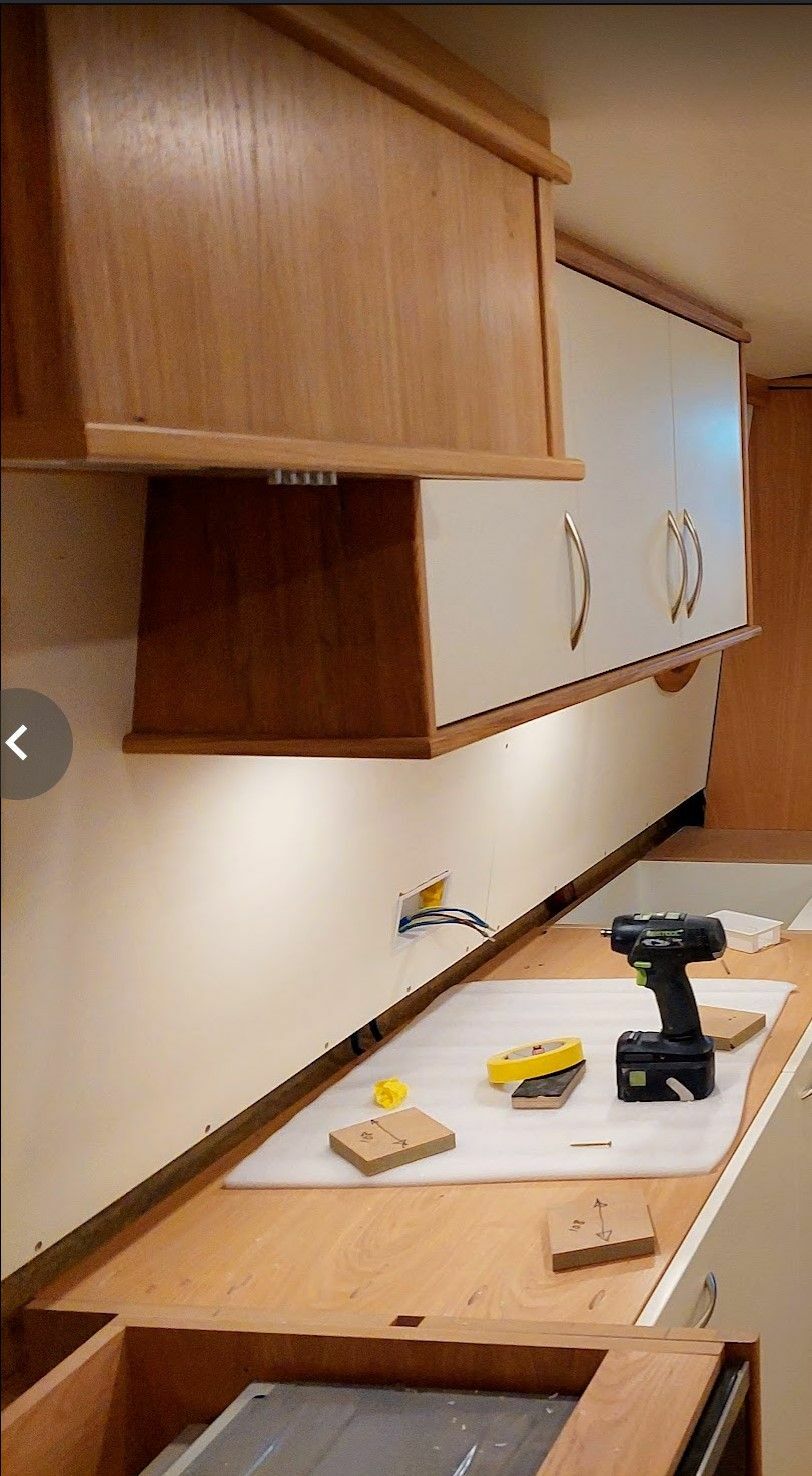 Hob Extractor fan - Boat Building & Maintenance - Canal World