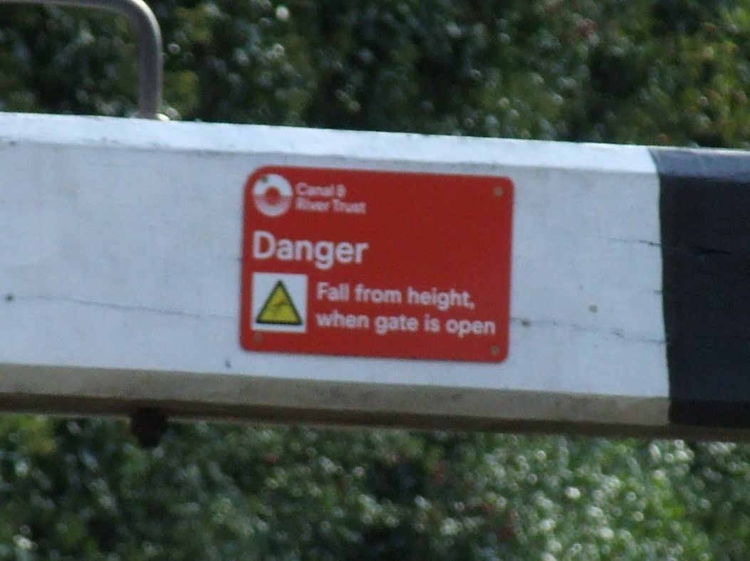 Needless Blue Signs - Page 6 - General Boating - Canal World