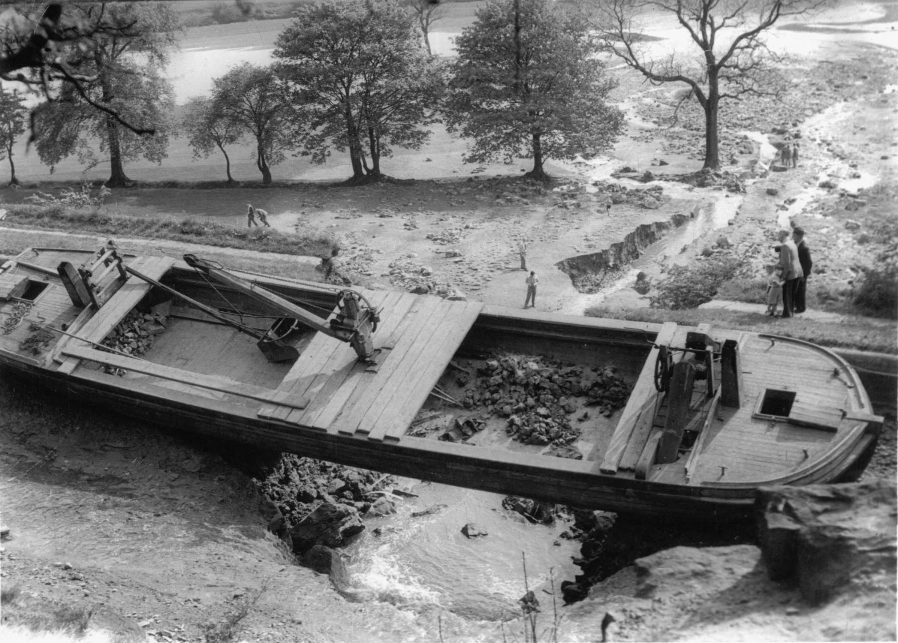 Land Slip - Easenhall Cutting, Brinklow, Oxford Canal - Page 9 ...