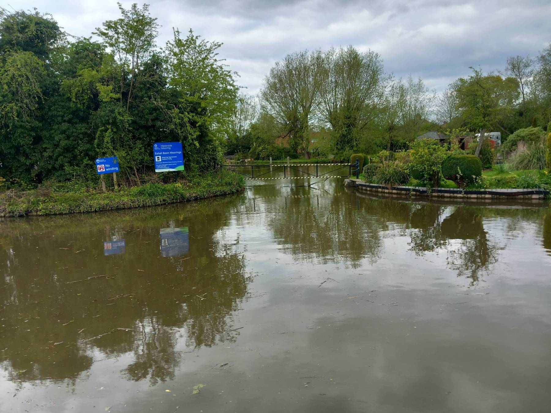 Exhall Basin Moorings - Moorings & Marinas - Canal World