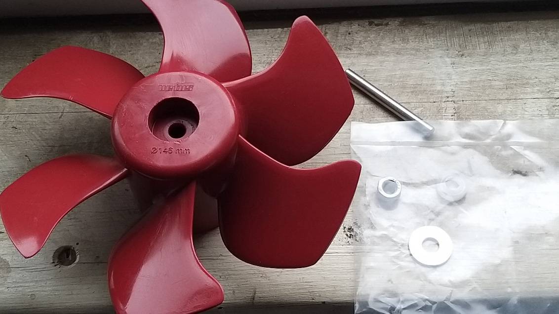 Vetus Bow Thruster 5512 on Narrowboat - Boat Equipment - Canal World