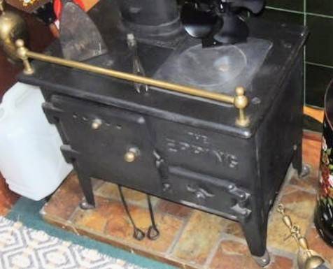 Epping style Range/Stove in the boatmans' cabin - Boat Equipment ...