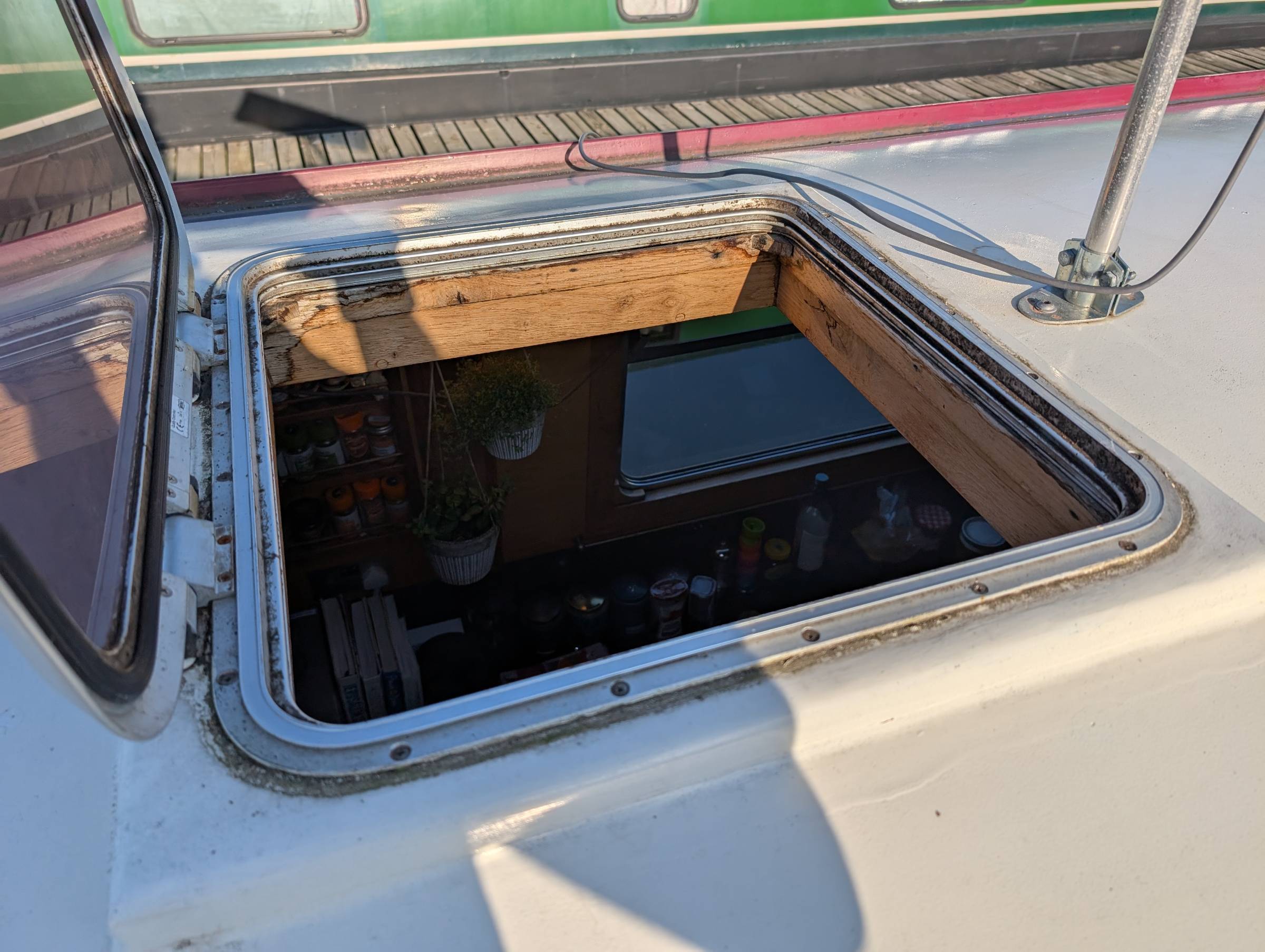 Fixing a Houdini hatch from leaking - Boat Building & Maintenance ...