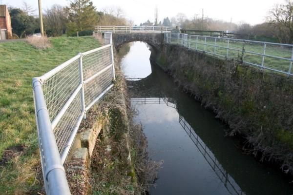 Hagnaby Lock - Witham Navigable Drains - History & Heritage - Canal World